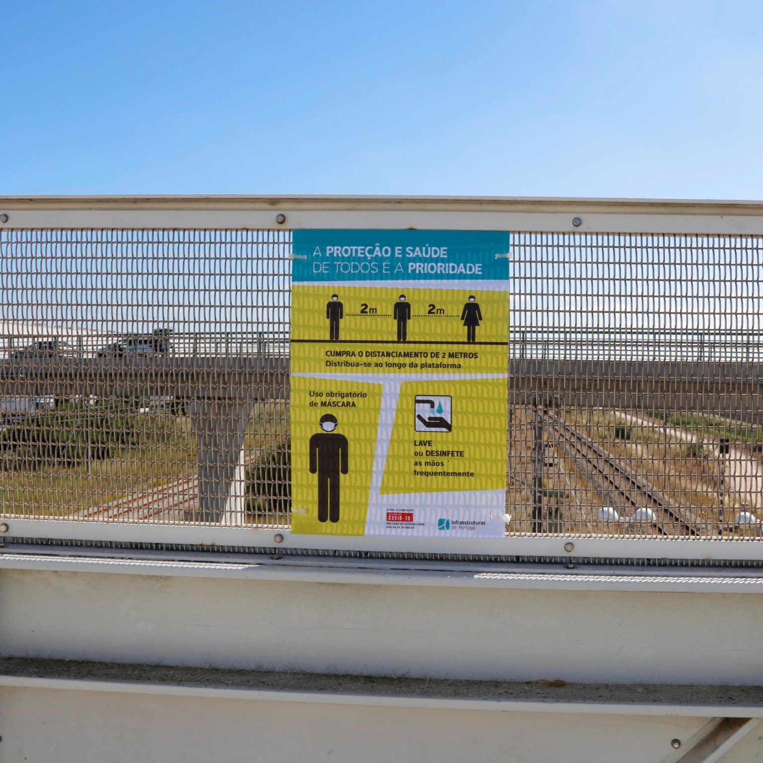 IP aposta em nova sinalética nas estações ferroviárias inclusive na ...