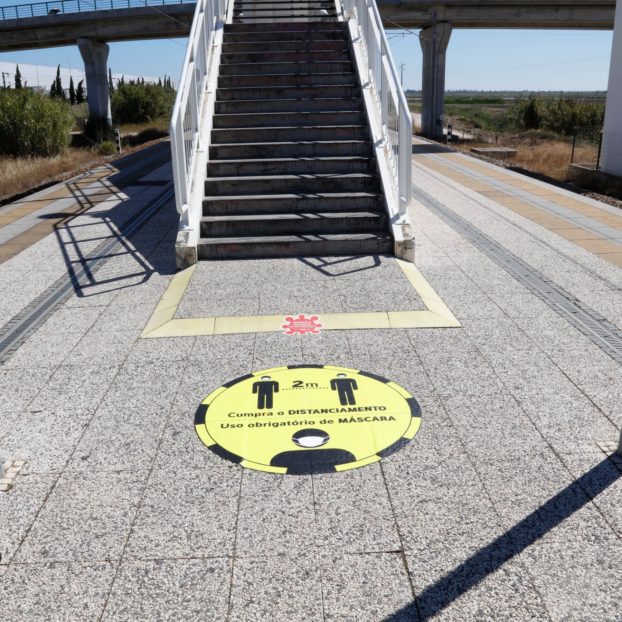 IP aposta em nova sinalética nas estações ferroviárias inclusive na ...