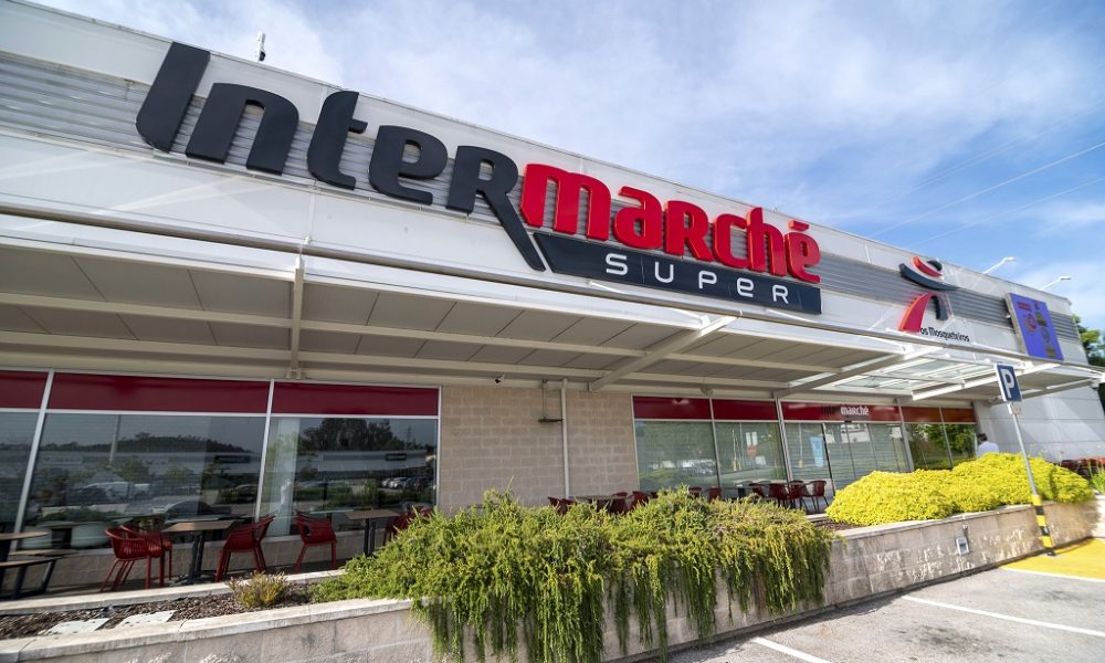 Intermarché doa mais de 10 toneladas de bens essenciais à Cruz Vermelha ...