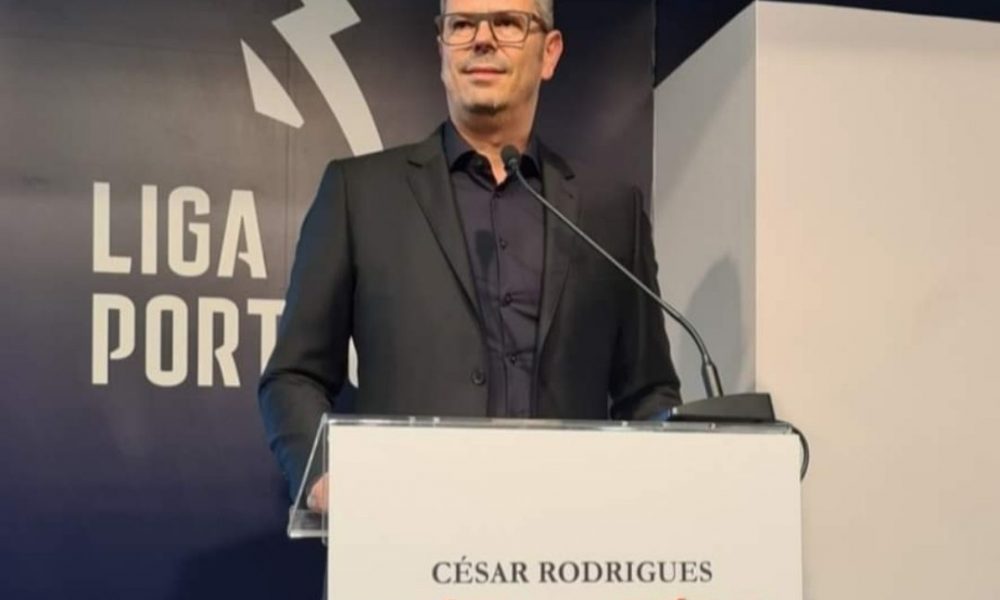 César Rodrigues apresenta amanhã “Estádio de Espírito” – Notícias de ...