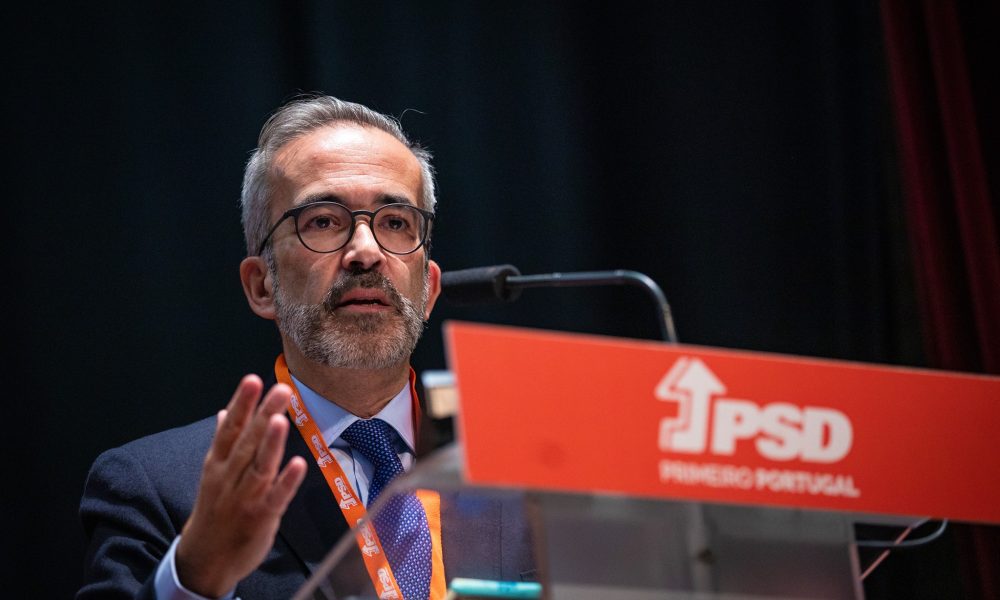 Moção de Paulo Rangel defende que é preciso mudar de líder para mudar ...