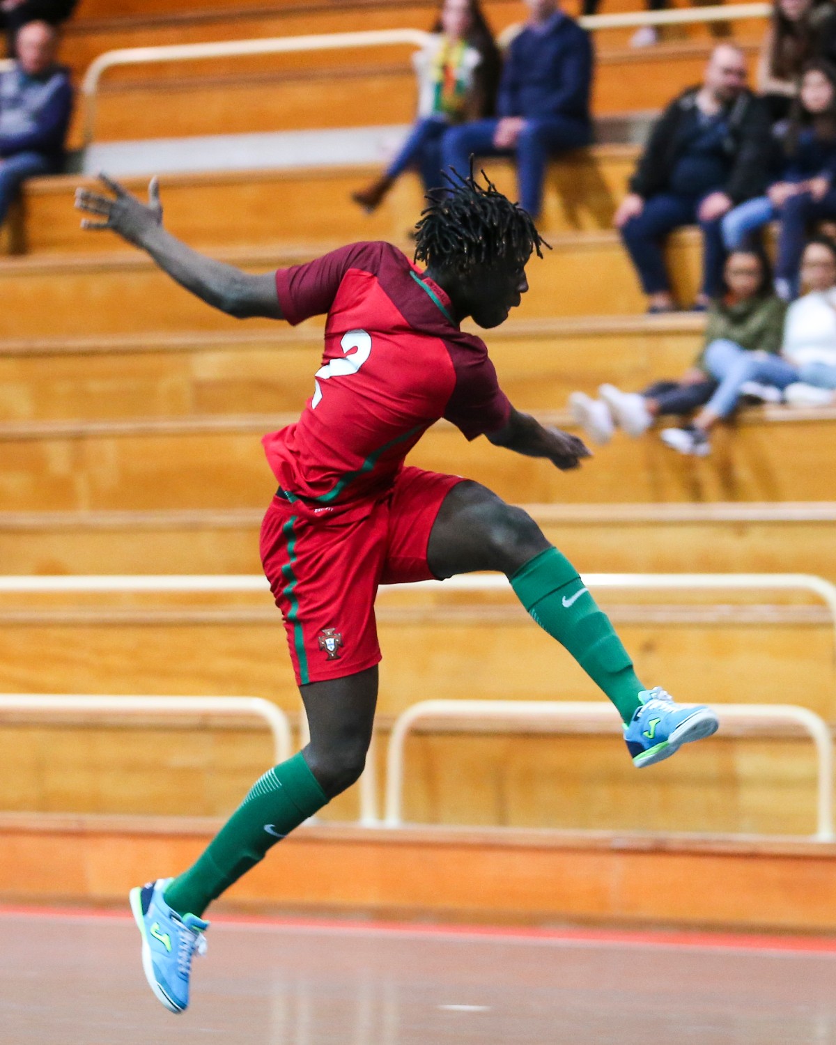 Português Zicky foi hoje eleito o melhor jogador do campeonato da ...