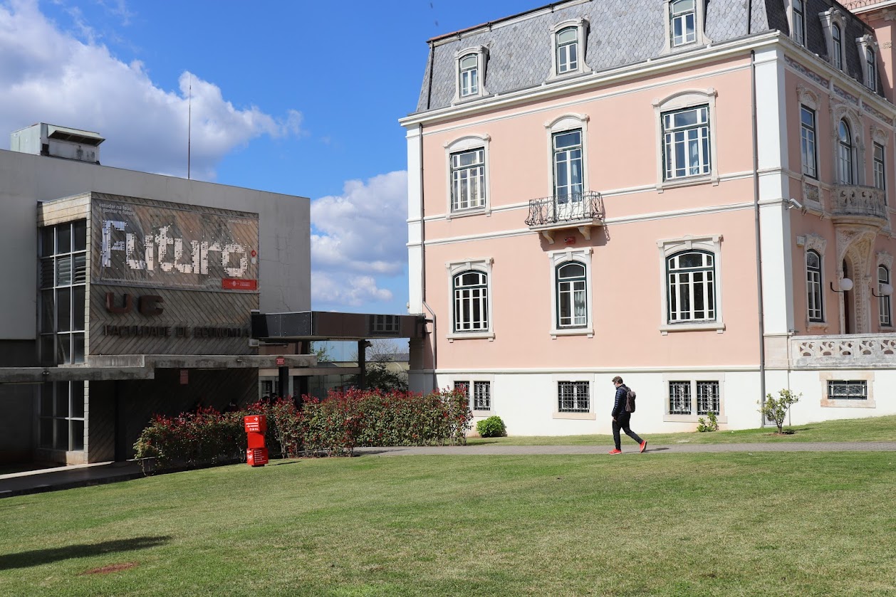 FEUC realiza Dia Aberto para dar a conhecer a oferta formativa ...