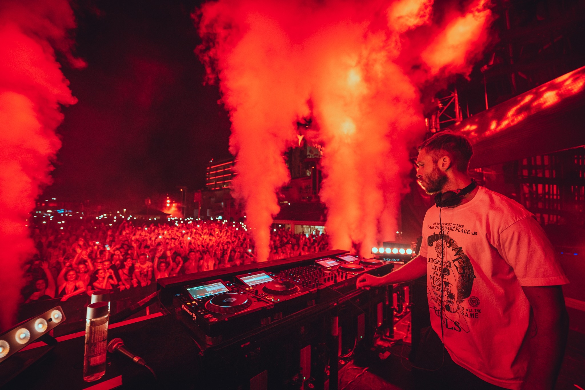 CALVIN HARRIS LANÇA NOVO SINGLE “SMOKE THE PAIN AWAY” – Notícias de Coimbra