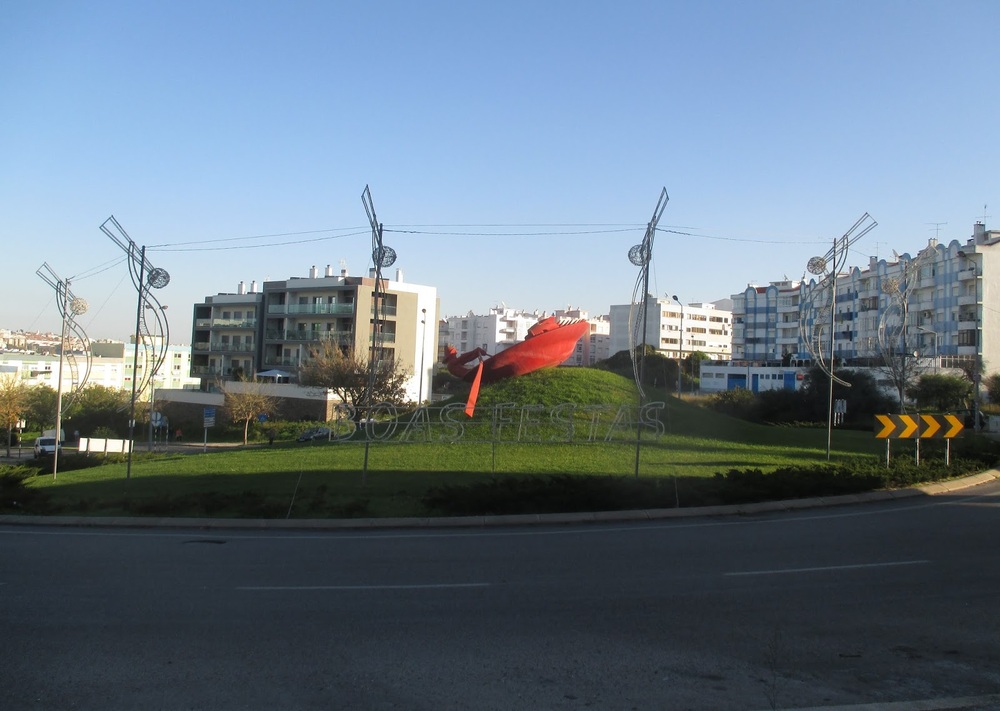 As rotundas mais engraçadas de Portugal – Notícias de Coimbra