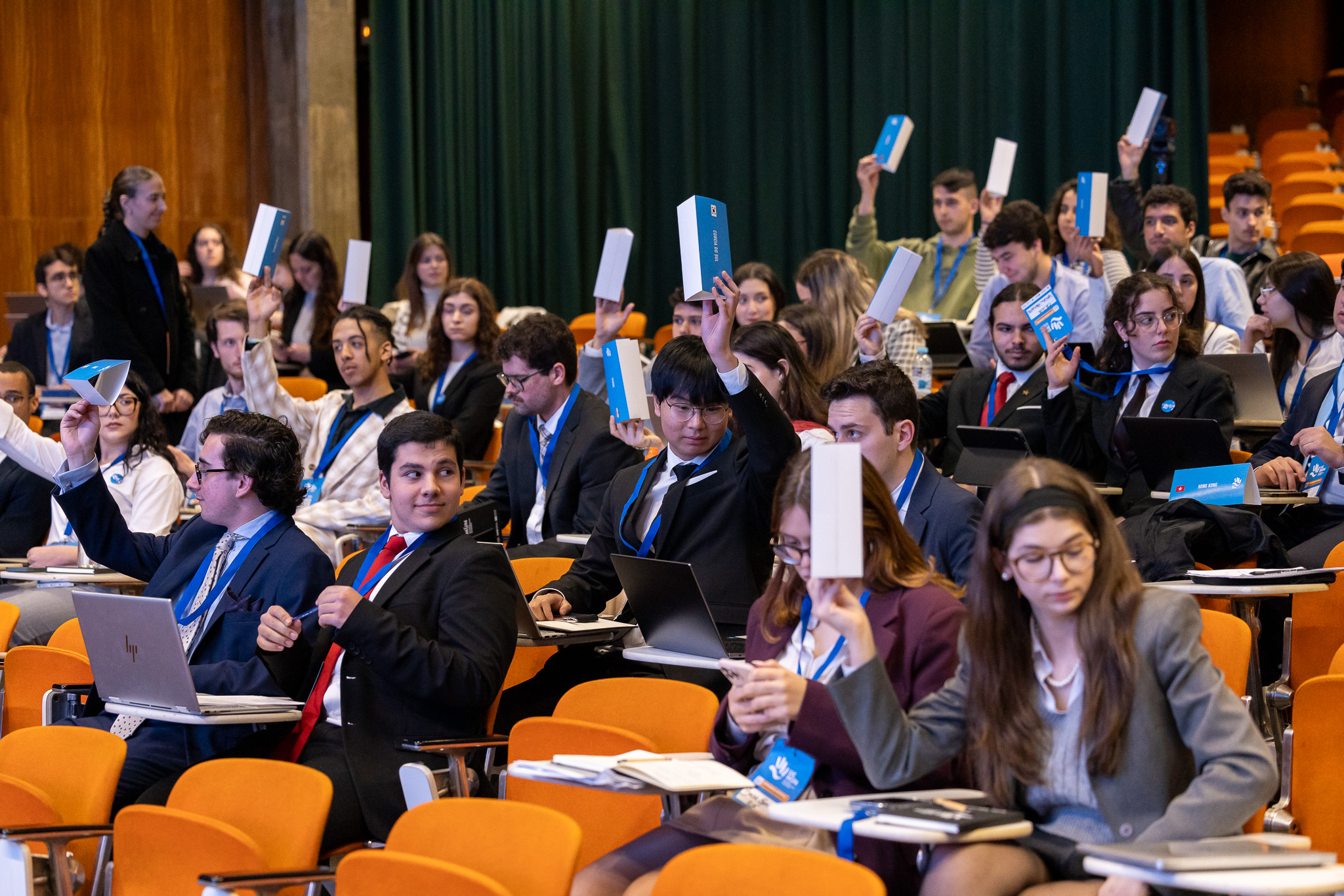 Mini ONU na Universidade de Coimbra para salvar o planeta – Notícias de ...