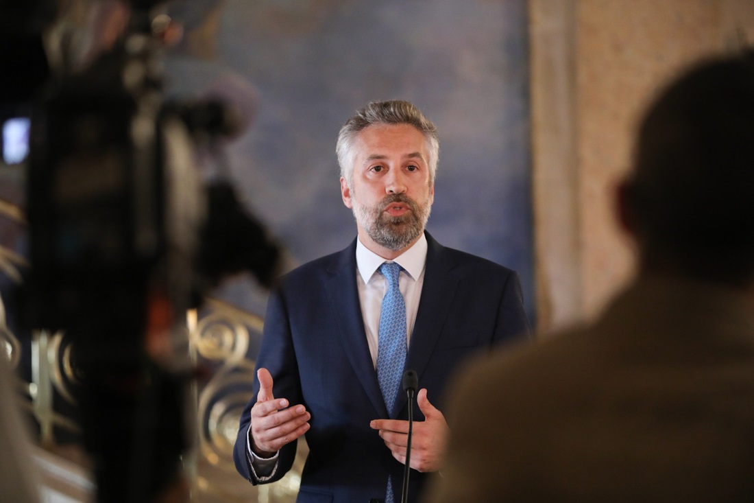 Pedro Nuno Santos diz que saúde foi a área em que o primeiro-ministro ...