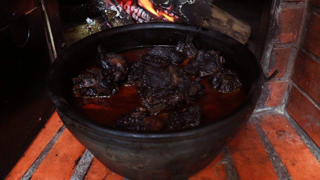 7 restaurantes, 1 prato imperdível! Venha provar a melhor chanfana em ...