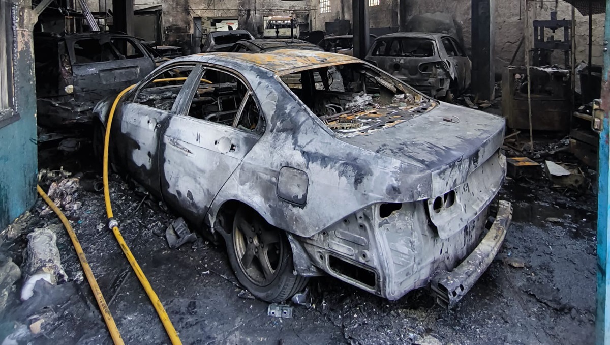 Bombeiro ferido em incêndio numa oficina de Ceira – Notícias de Coimbra