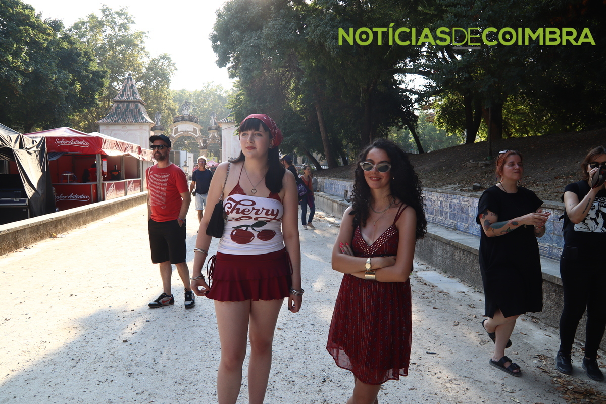 Vídeo: Jovens vieram de propósito de Inglaterra para o Rocketmen em Coimbra – Notícias de Coimbra