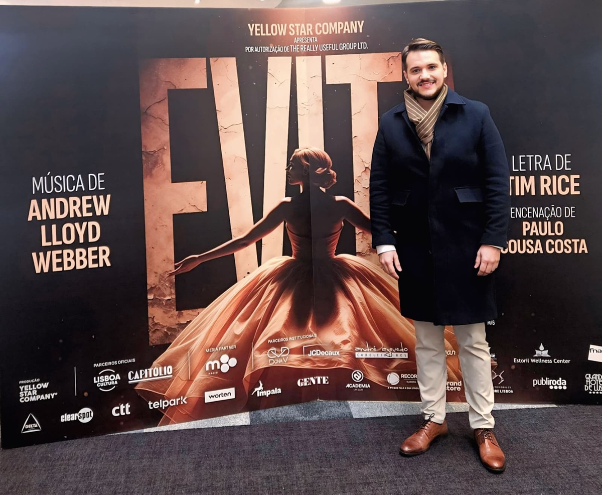 Juan Perón: o novo desafio do ator conimbricense Diogo Carvalho ...