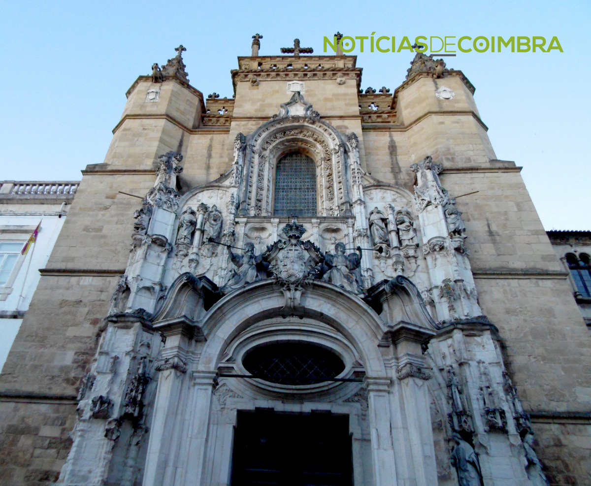 Um roteiro pelos monumentos mais emblemáticos da região de Coimbra ...