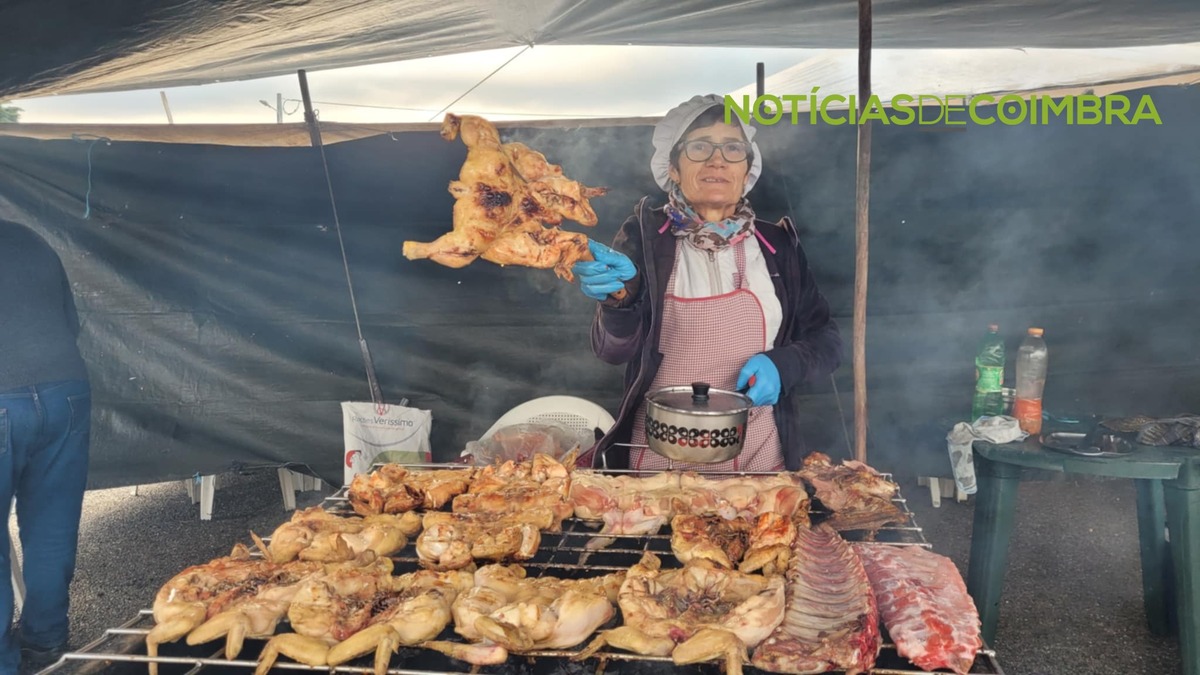 Desde 1992 a assar sabor: O frango da Encanto conquista Coimbra ...