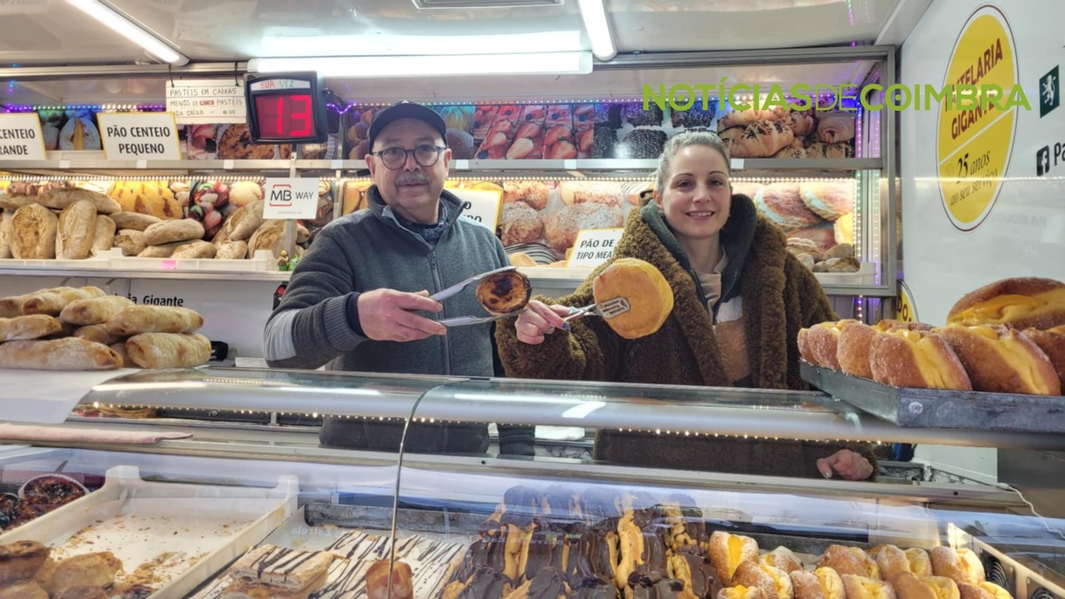Bolos gigantes fazem parar (e salivar) a Feira dos 7 em Coimbra ...